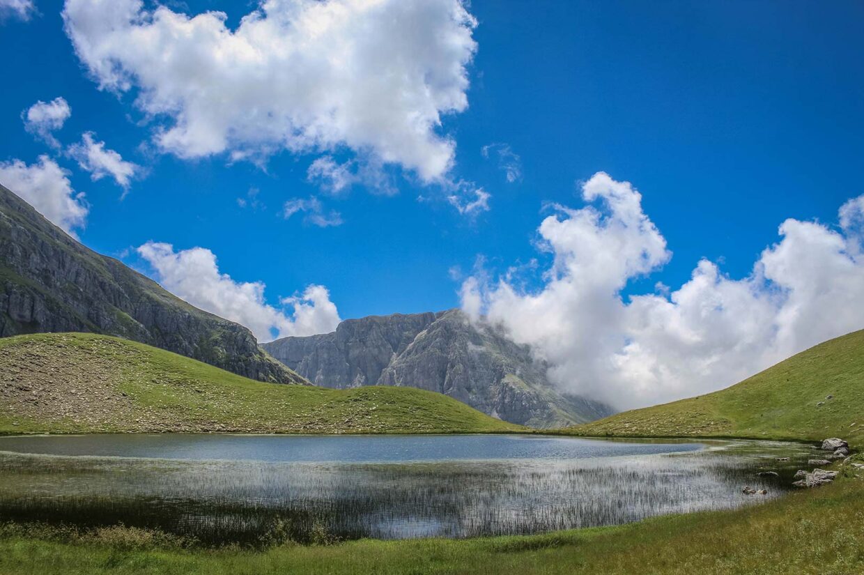 Alpine Dragon Lake Hike - West Coast Travel - Activities Preveza Epirus ...